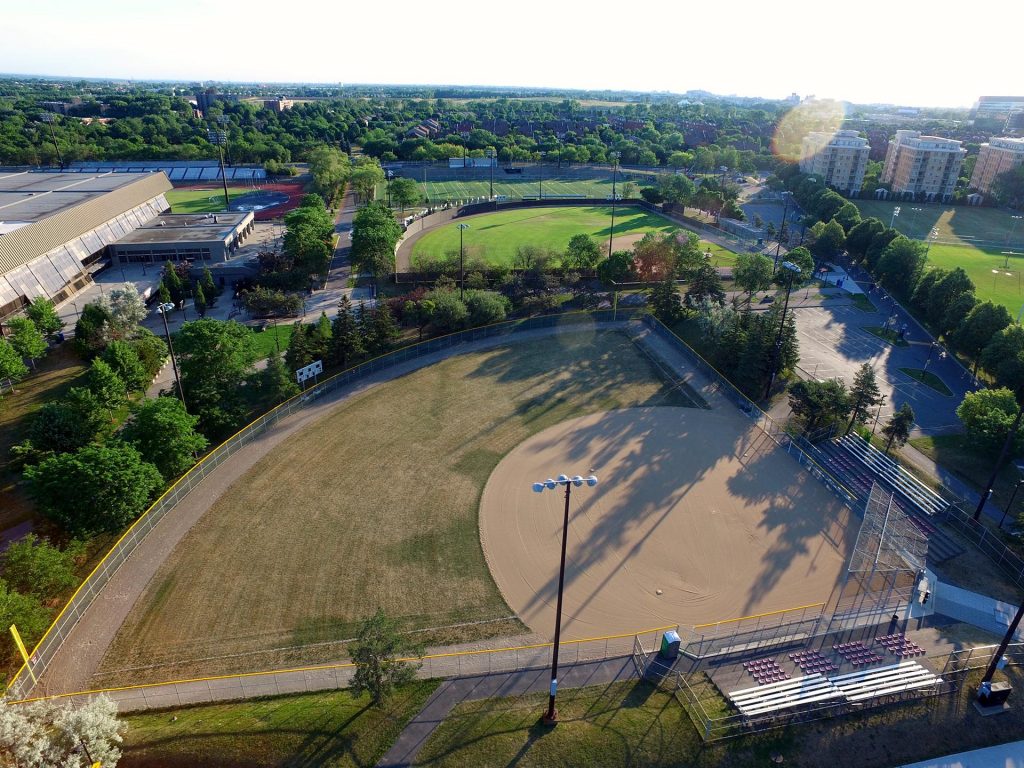 Complexe sportif Claude-Robillard Balles - Lanco Aménagement ...