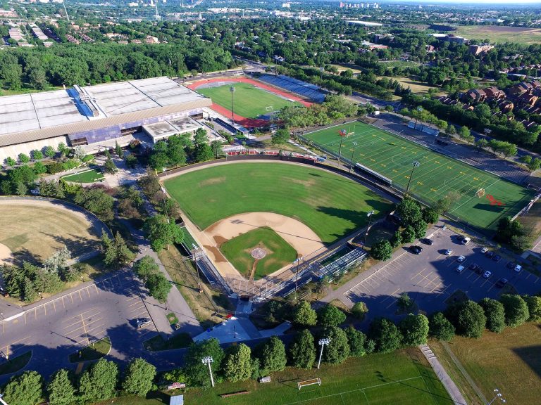 Complexe sportif Claude-Robillard Balles - Lanco Aménagement ...