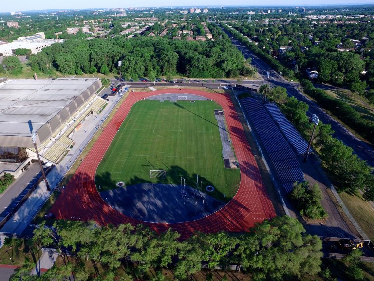 Complexe sportif Claude-Robillard piste - Lanco Aménagement ...
